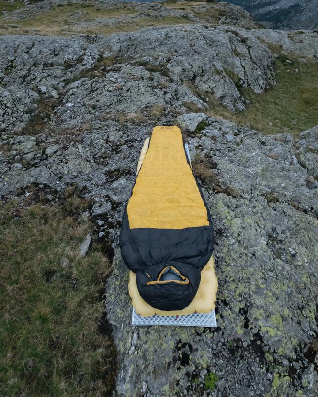 5°C trekking lightweight and compact down sleeping bag MT900 | Decathlon