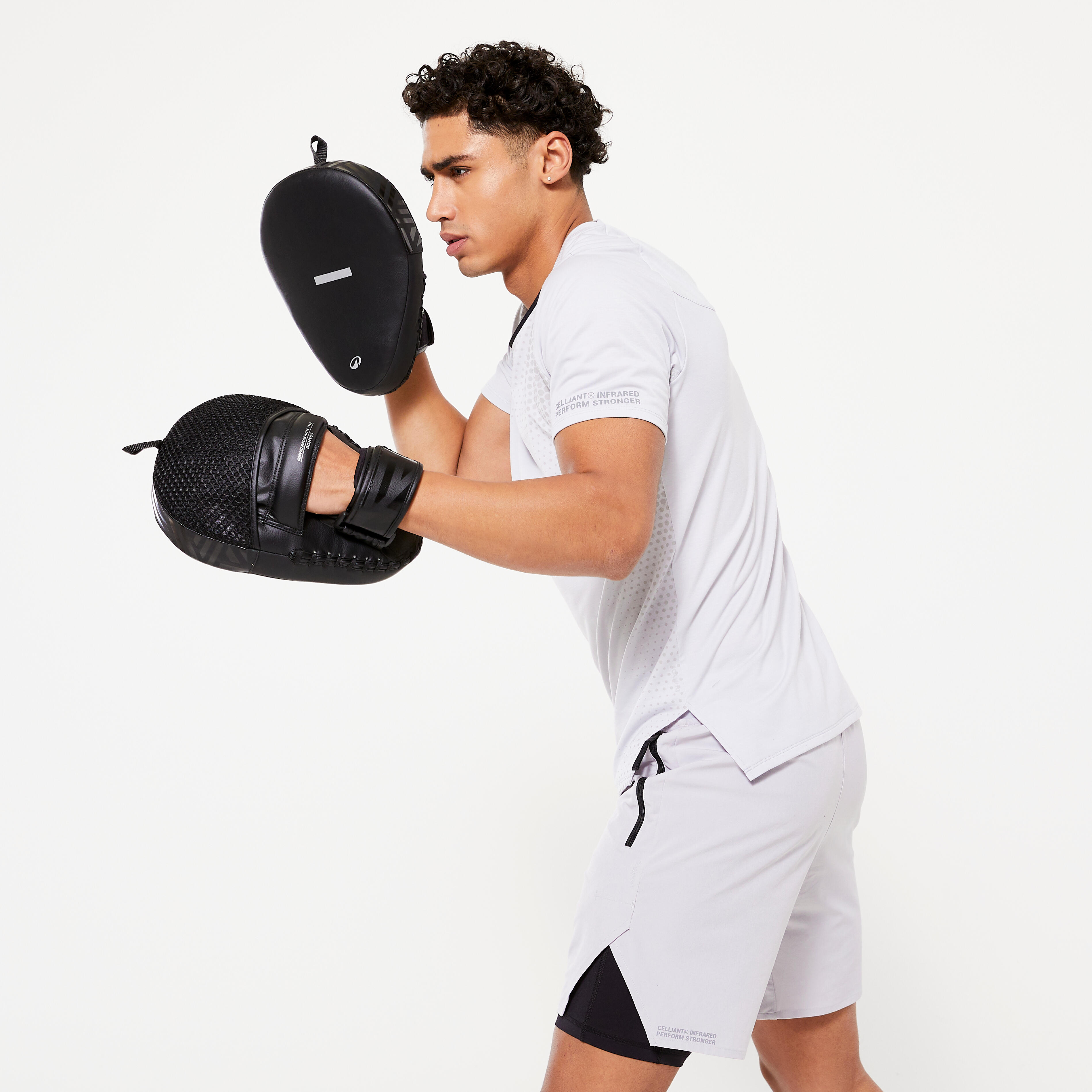 Manoplas de boxeo curvas outshock con correa ajustable negro - Decathlon