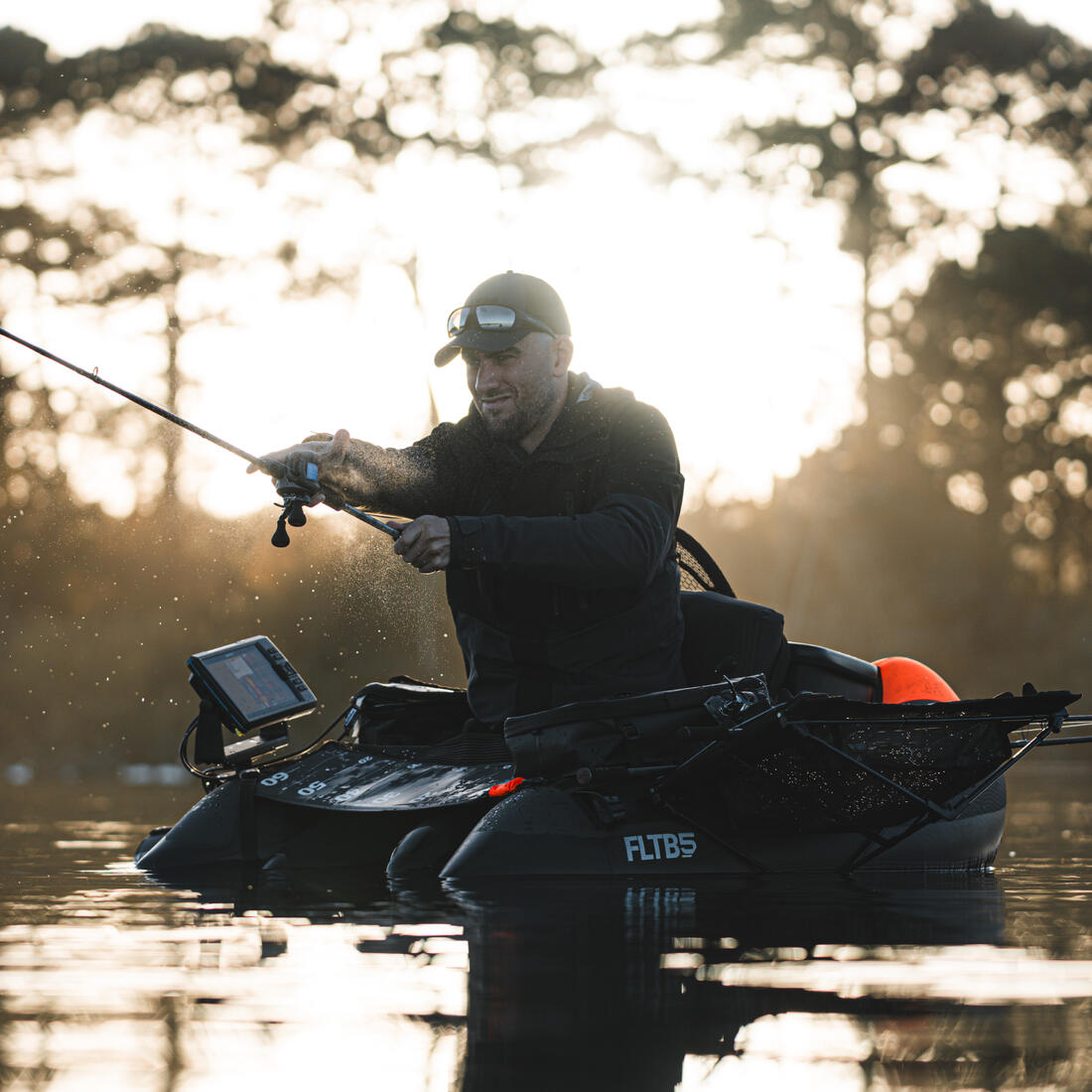 Float tube pêche des carnassiers FLTB 5 V2 Motorisable Vert Edition limitée CAPERLAN | Decathlon