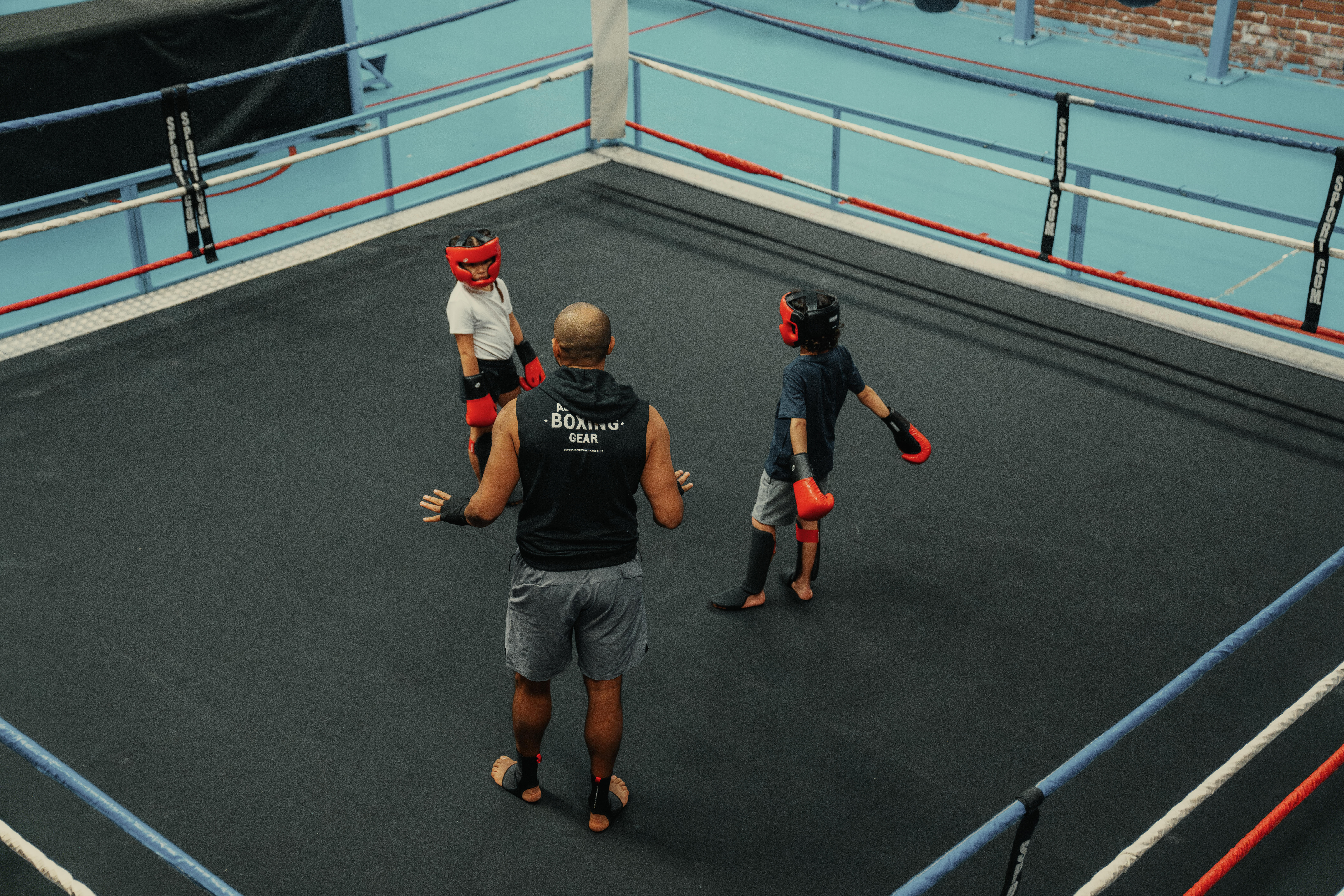 Boks dla dzieci – od jakiego wieku zacząć trening bokserski?