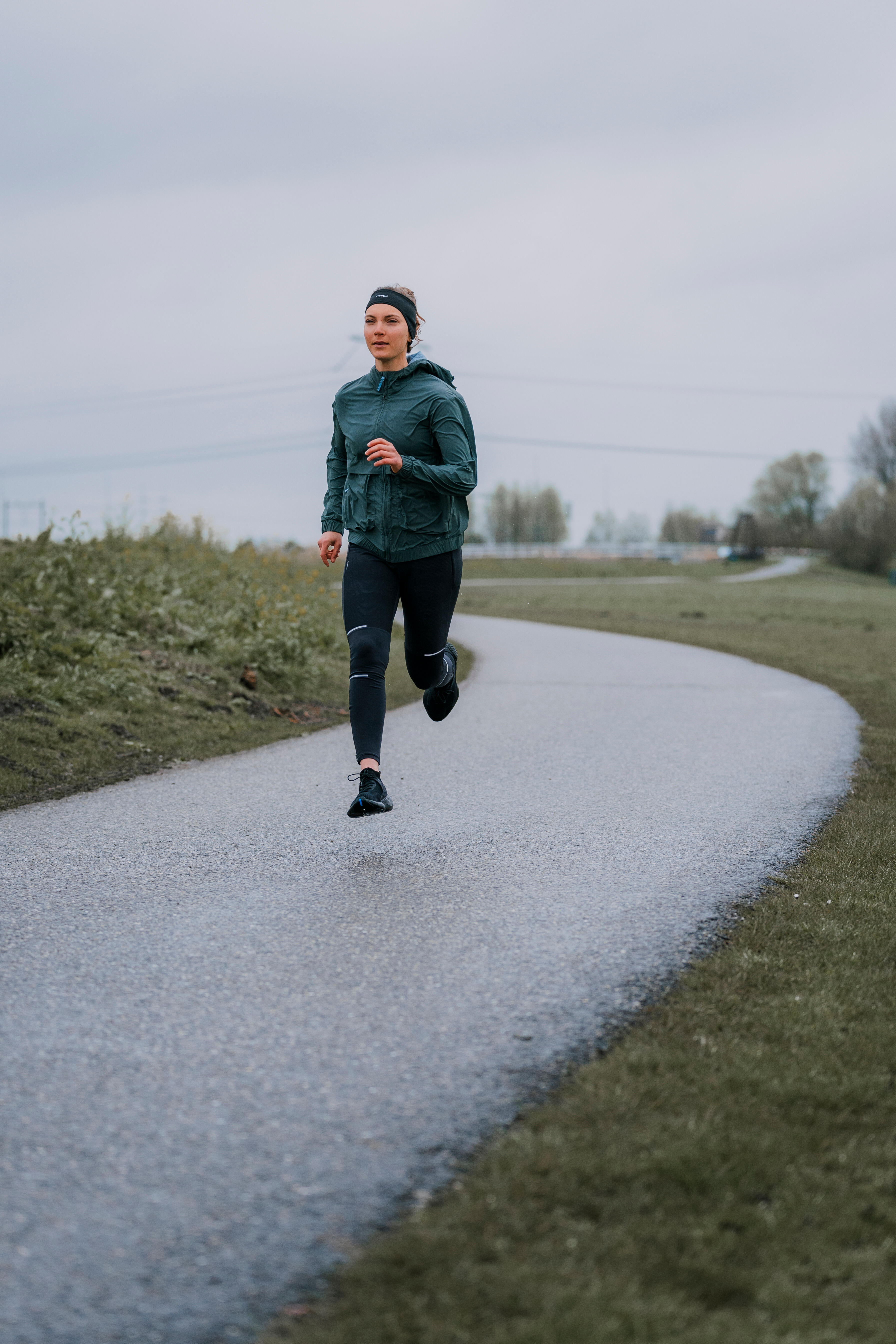 Women's Windproof Running Jacket - Run 500 - Dark grey green - Kiprun ...