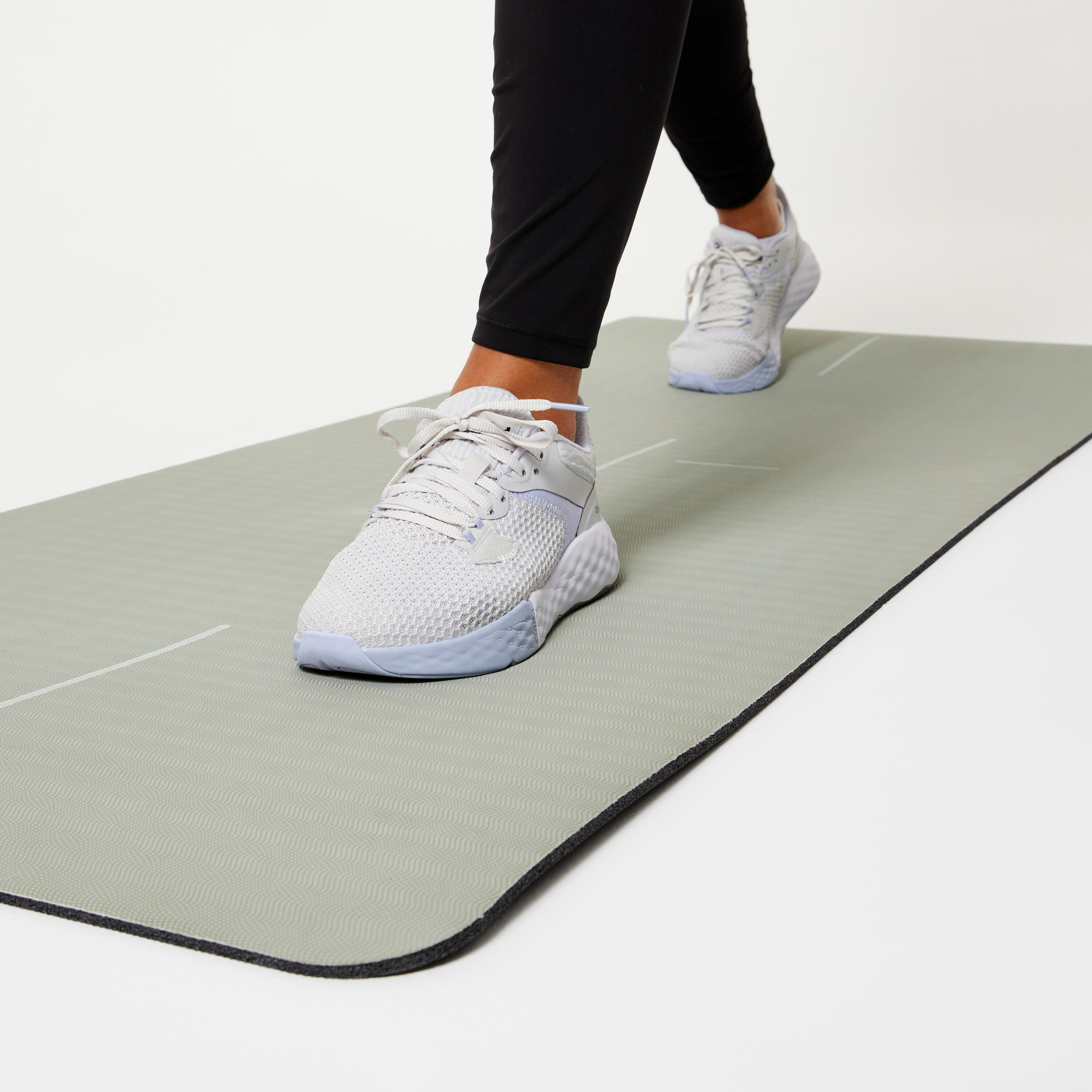 8 mm Durable and Grippy Fitness Mat - Sage Green | Decathlon