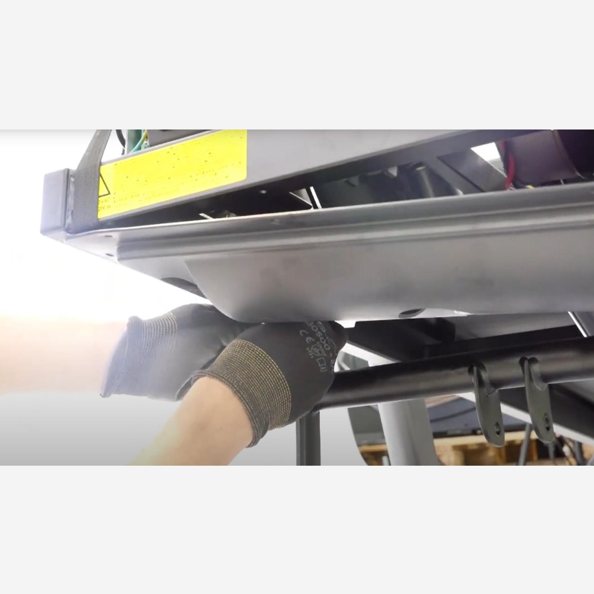 TREAD' LOWER CASING REPLACEMENT - Workshop - Decathlon