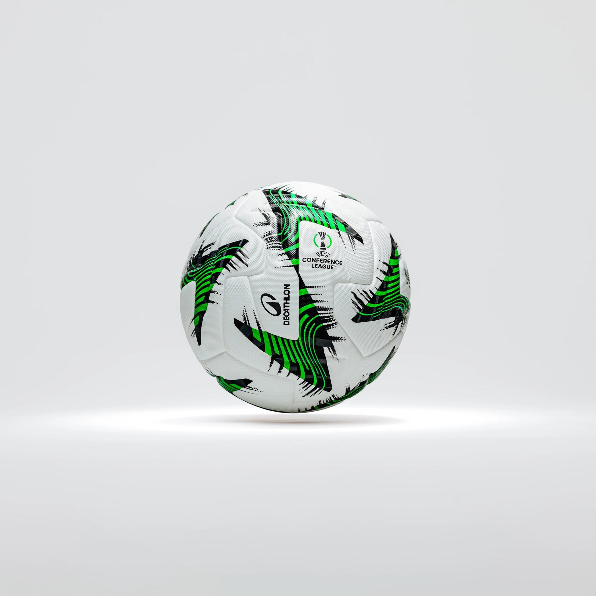 DECATHLON KIPSTA stellt die neuen offiziellen Spielbälle der UEFA ...