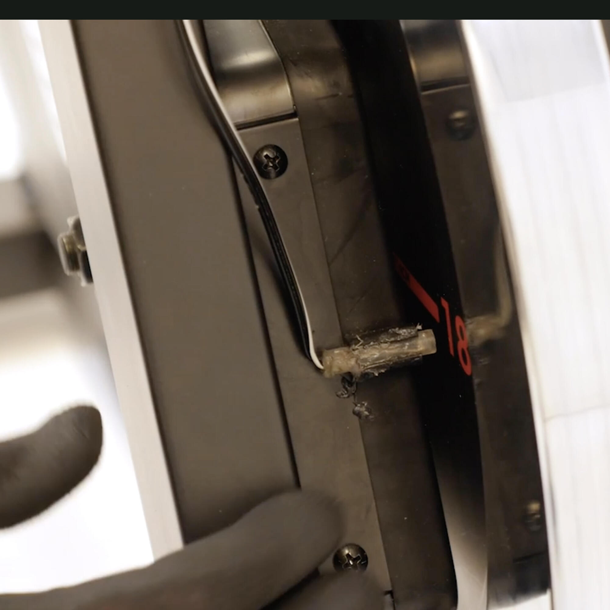 Indoor Bike Speed Sensor Replacement - Workshop - Decathlon