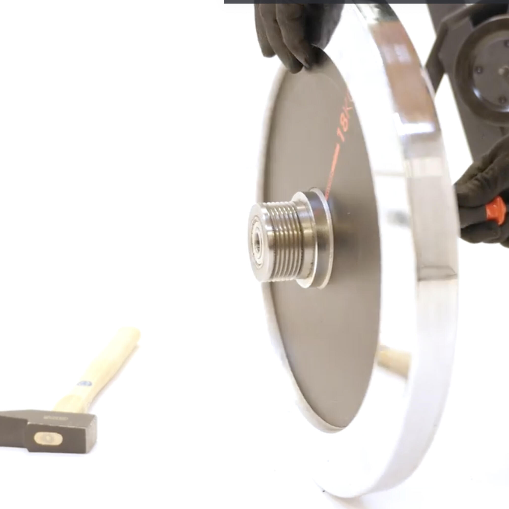 Indoor Bike Freewheel Axle Replacement - Workshop - Decathlon