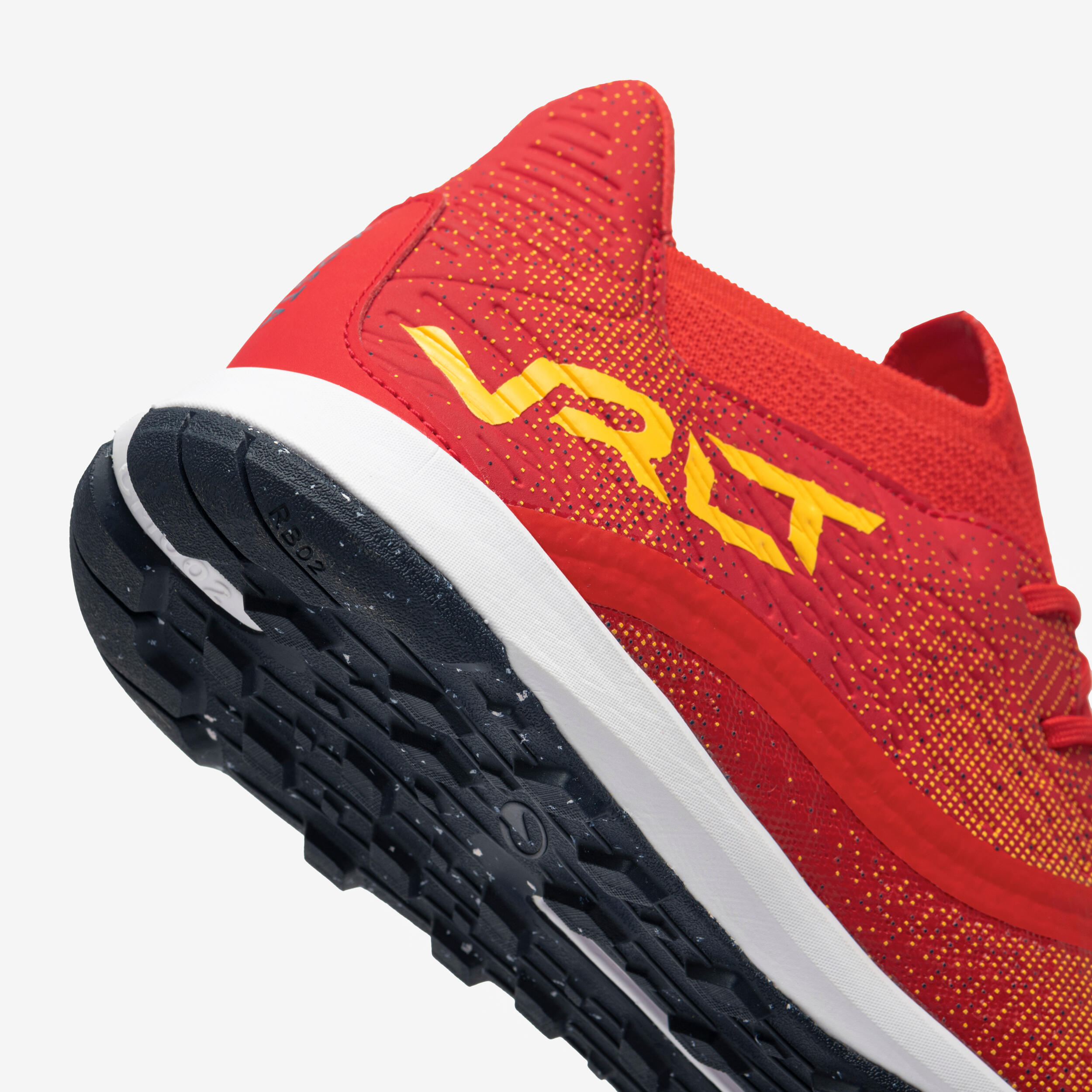 Tenis de futbol con tecnología 3D Air Mesh rojos Viralto III Turf TF ...