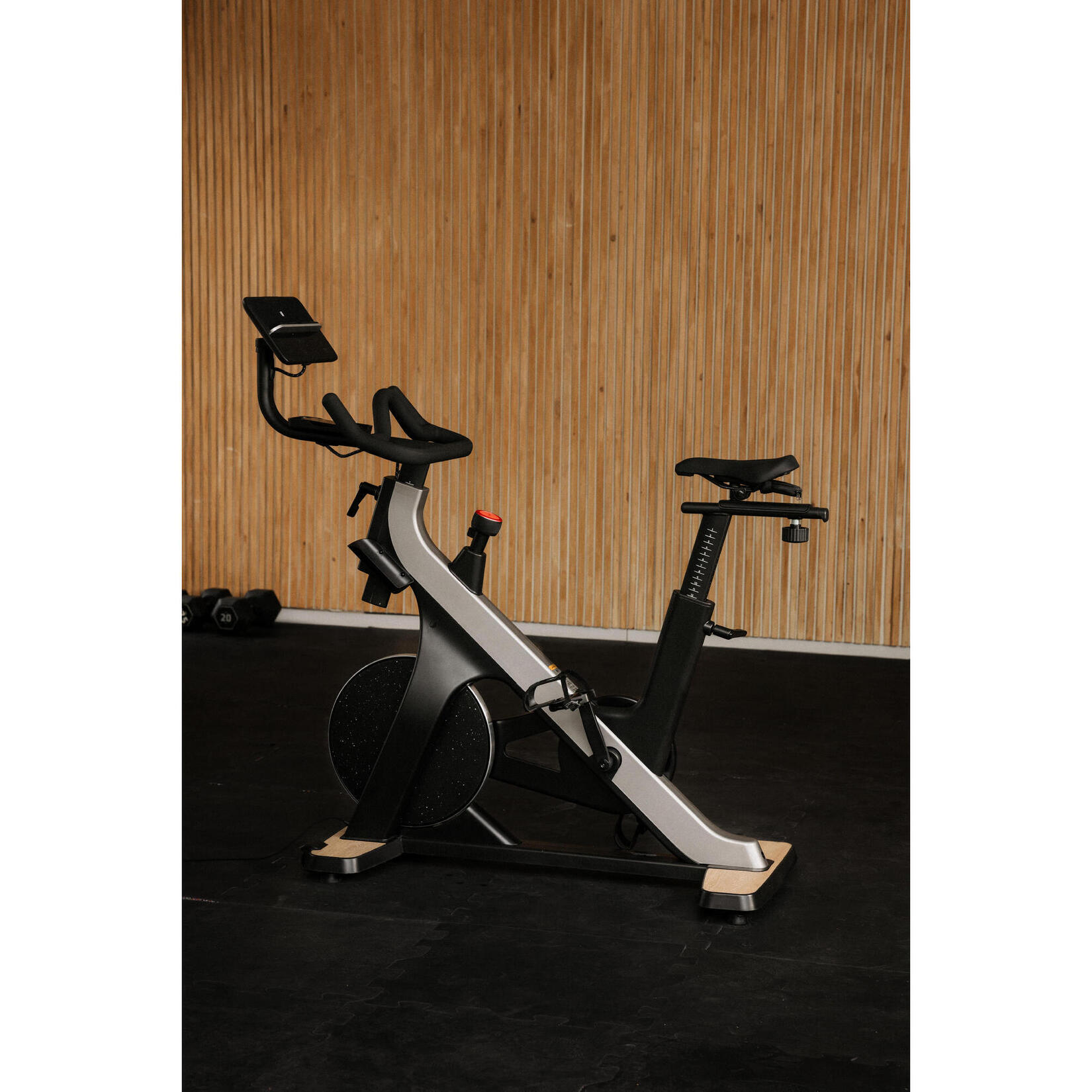 Vélo de biking connecté - training bike 900 DOMYOS - Decathlon