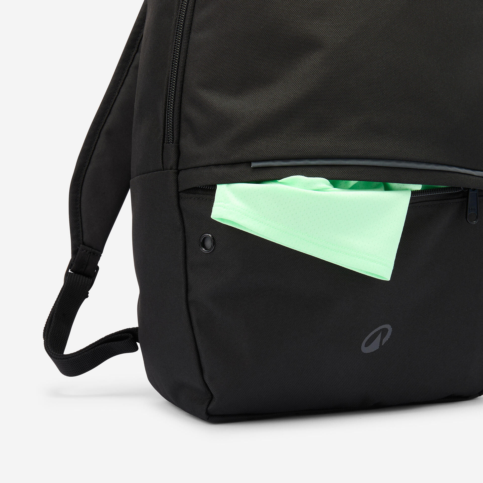 17L sports backpack with shoe compartment