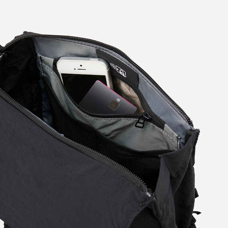 Small 10L backpack with laptop compartment - Decathlon