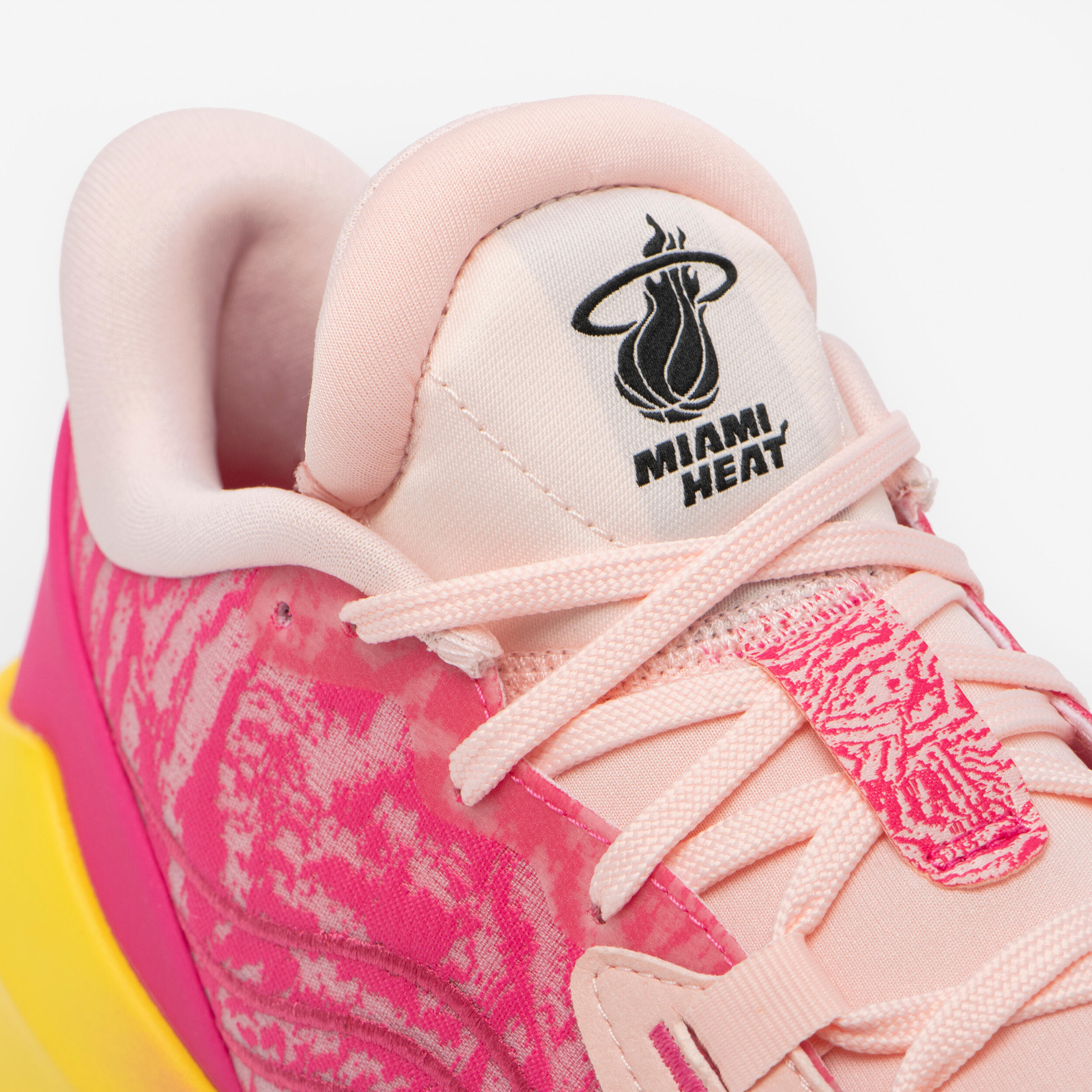 Men's/Women's Basketball Shoes Fast 900 Low-1 - NBA Heat/Pink | Decathlon