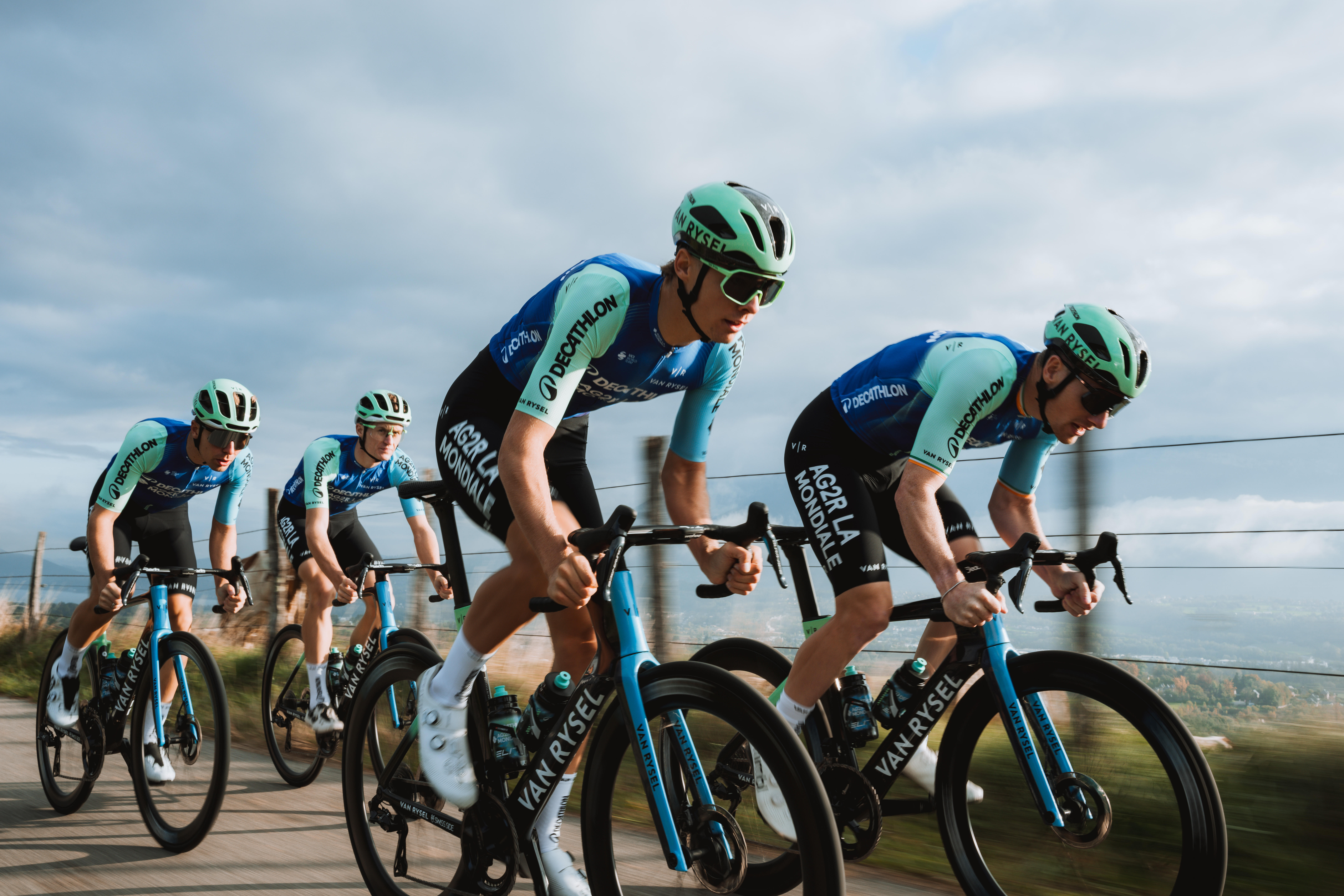 Bas de vélo de route – AG2R La Mondiale - Blanc De Neige - Van rysel - Décathlon