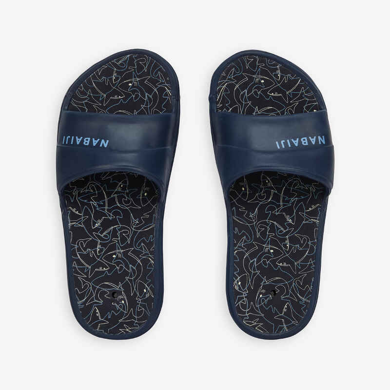 Vaikiškos baseino šlepetės „Slap 500“, juodos, su ryklio piešiniu ...