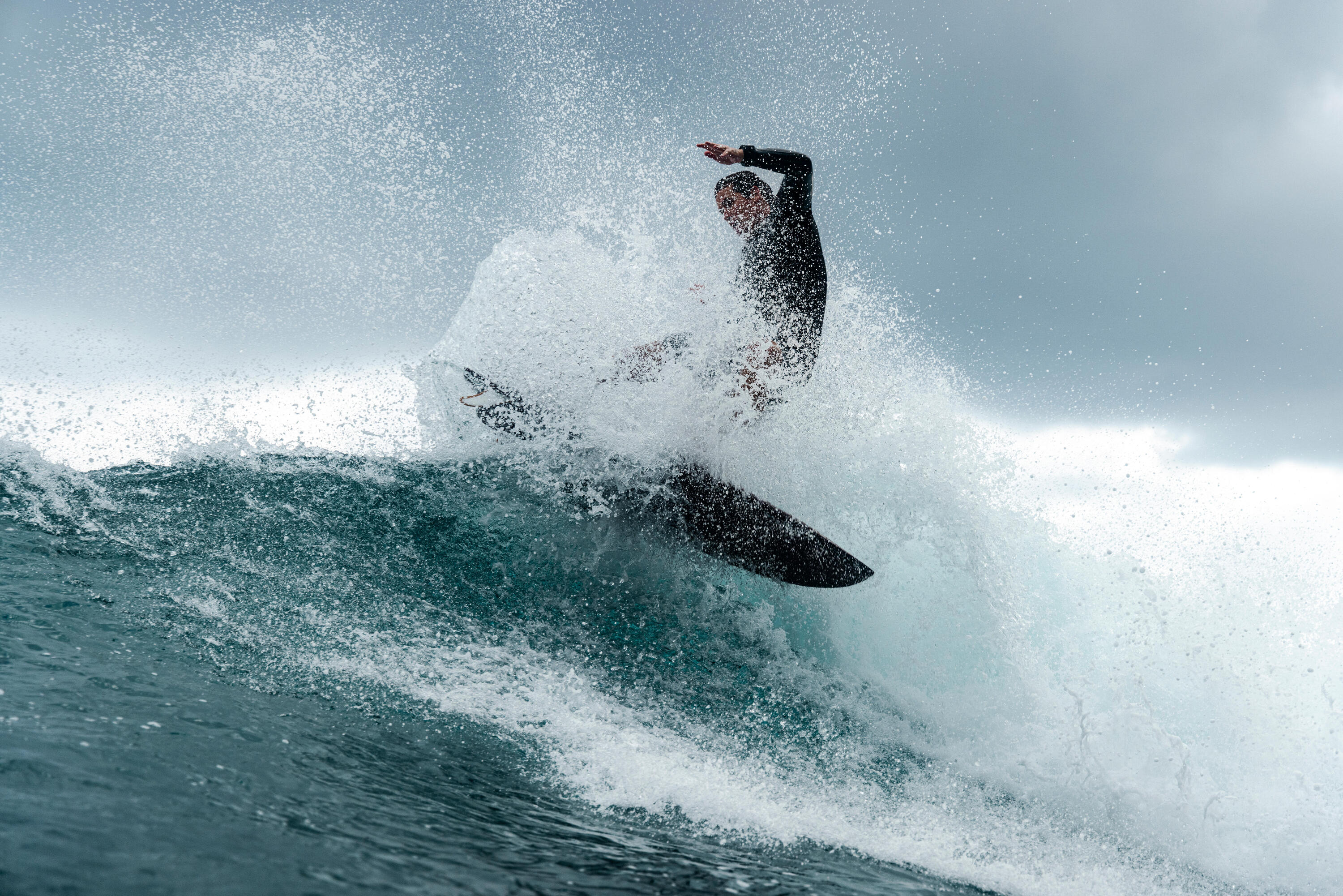 Fish surfboard 6’1 with Futures fin box without fins - burgundy ...