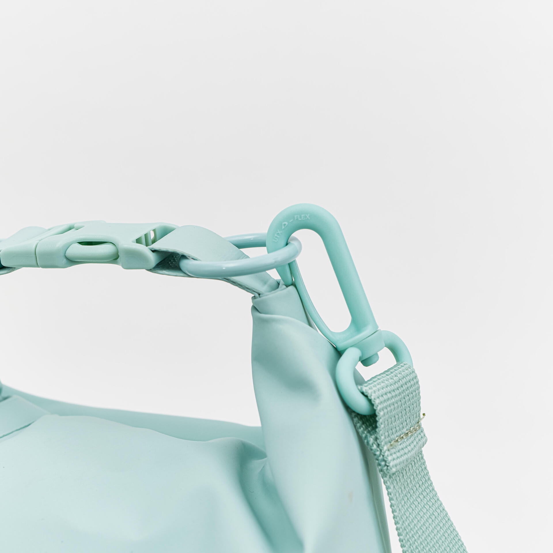 TRANSPARENT DRY BAG 2.5L