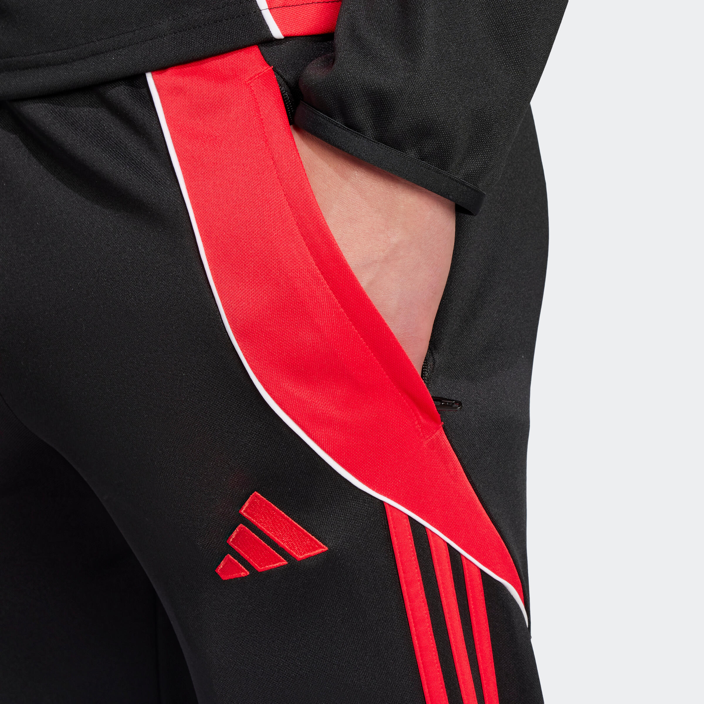 ADIDAS Tiro 24 tréningové nohavice čierno-červené - Decathlon