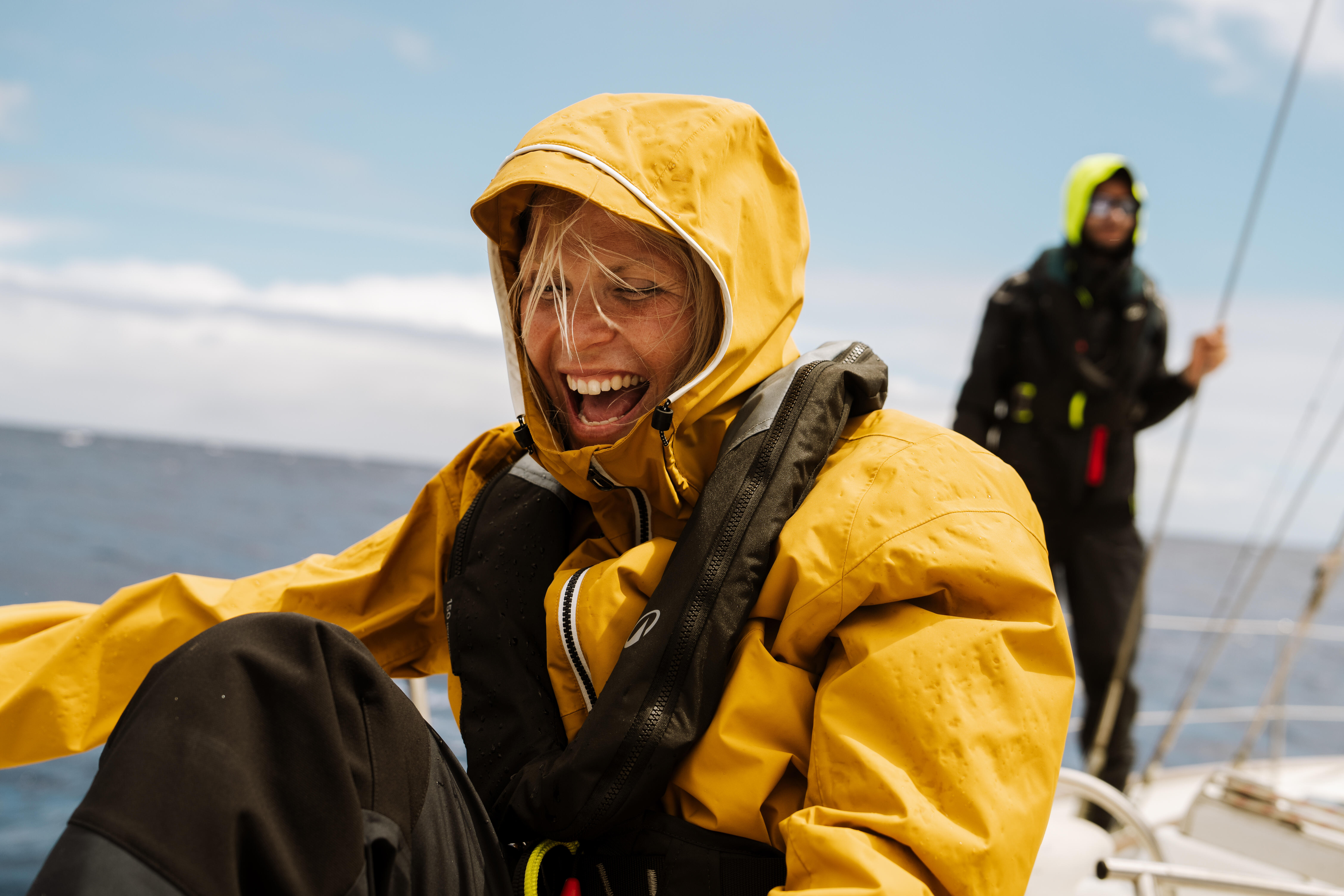 Women’s Waterproof and Windproof Sailing Jacket – 100 - Yellow ochre ...