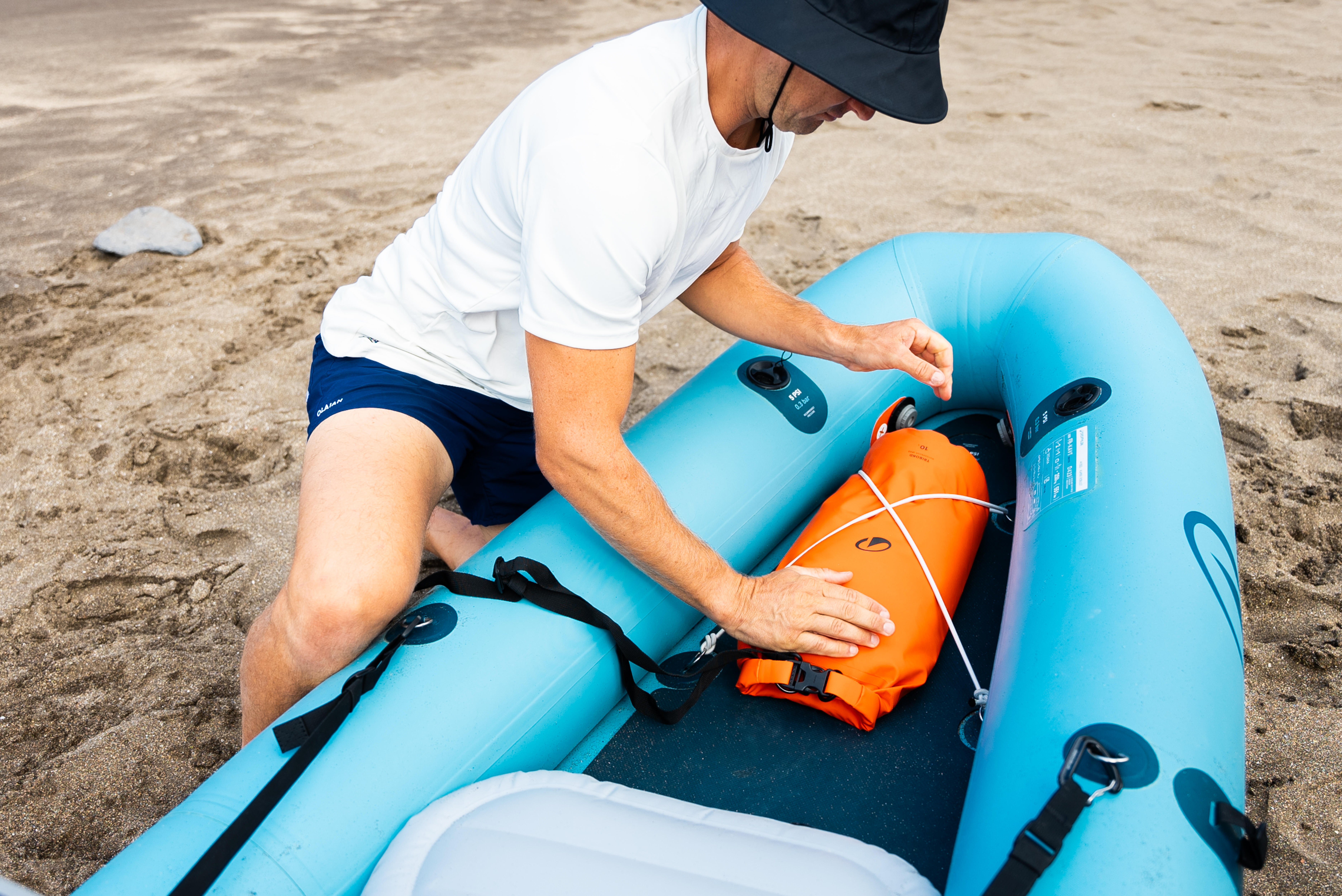 Waterproof Bag 10 L - Orange - Papaya orange, smoked black - Itiwit ...