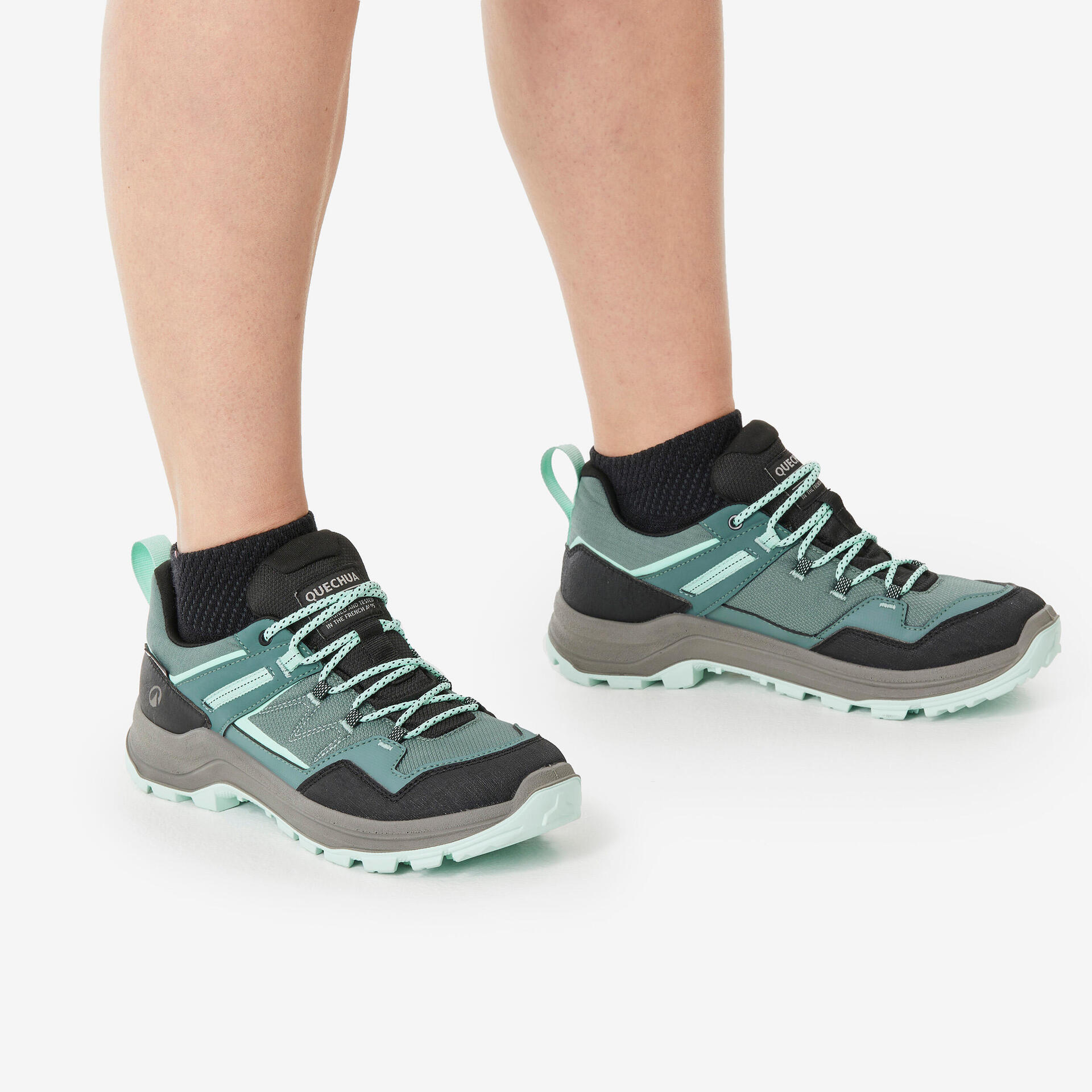 Women’s waterproof low-rise hiking boots, MH100 - Green