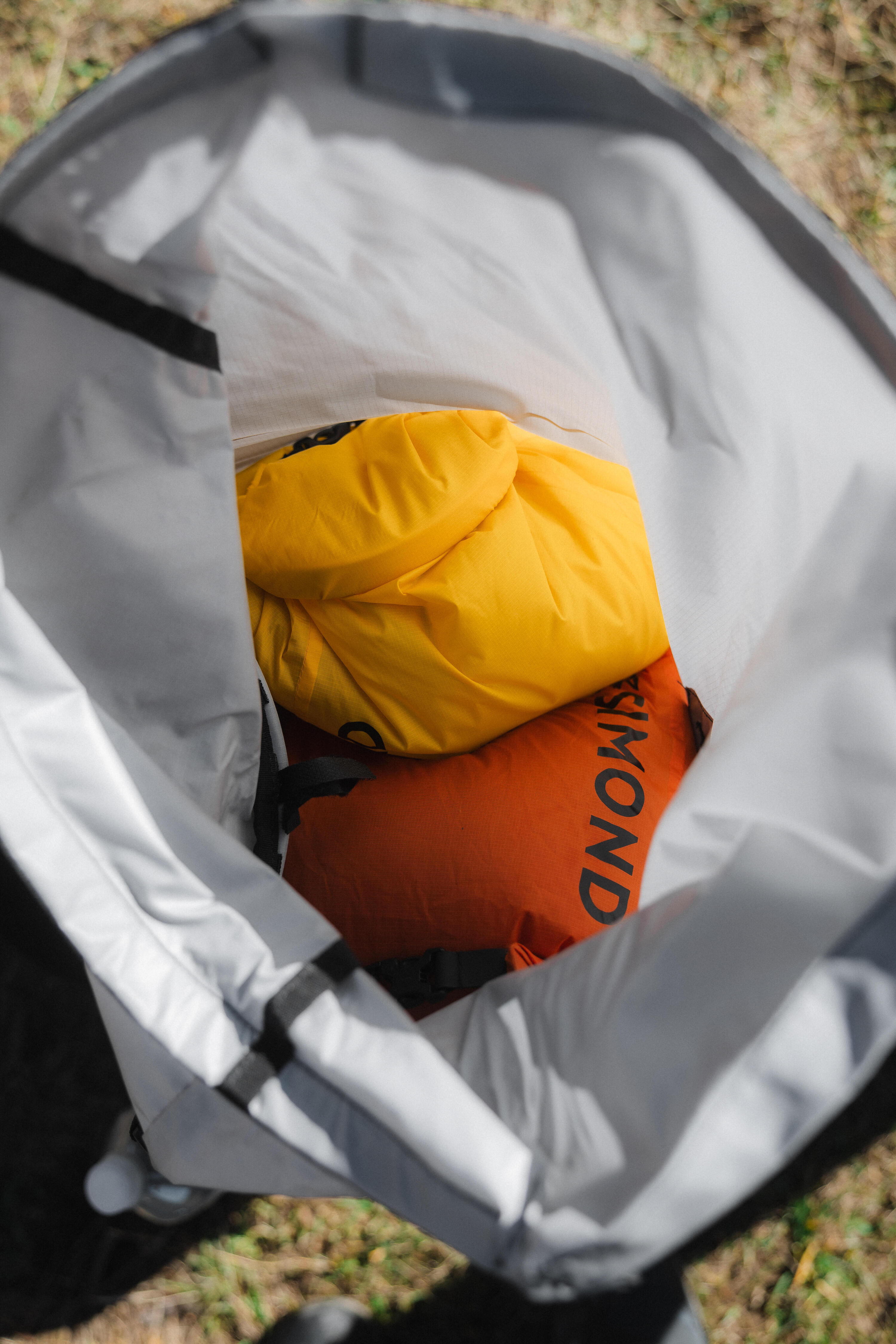 Ultra-light 50L trekking backpack MT900 UL SIMOND | Decathlon