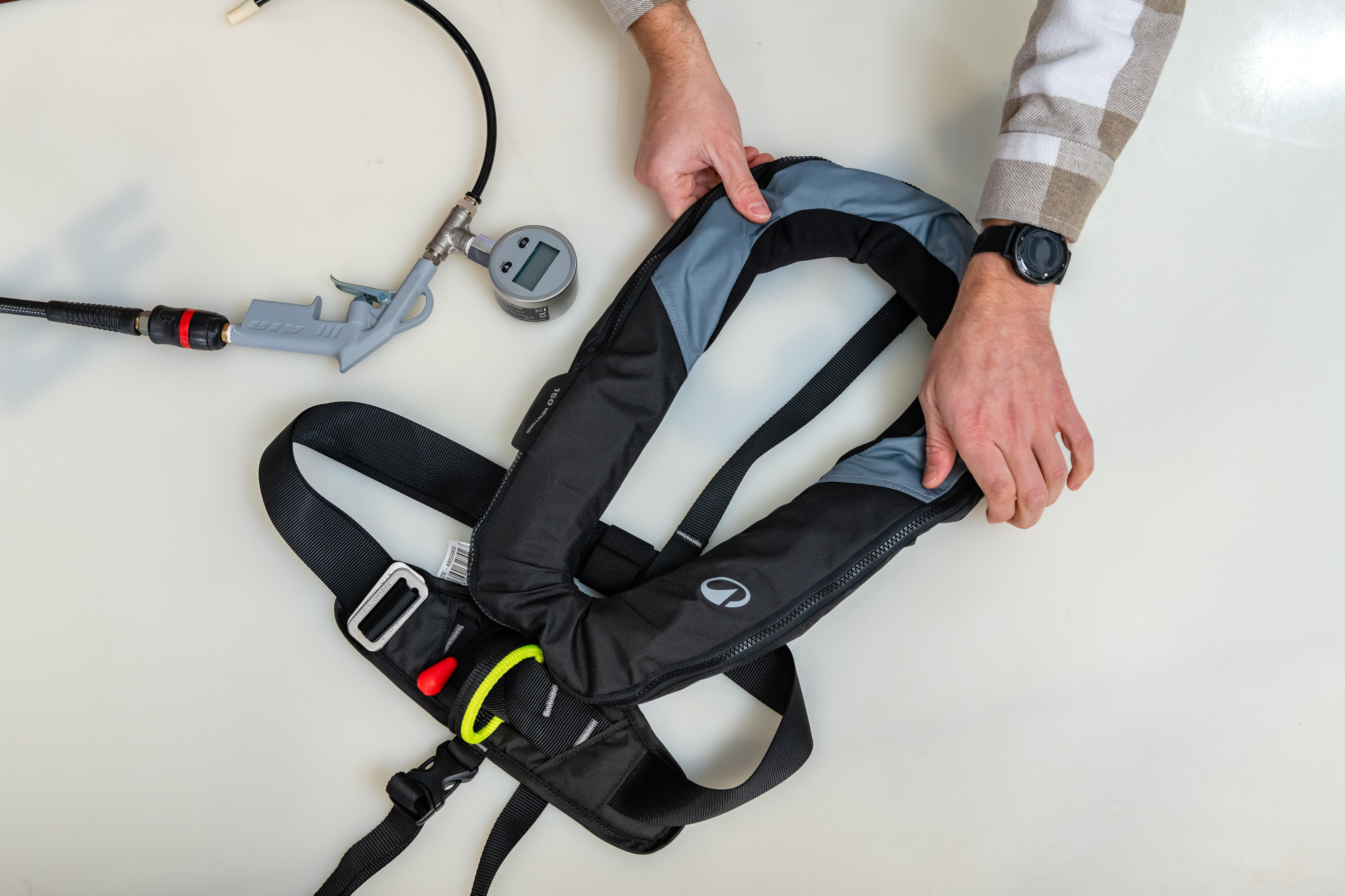 REVISION SELF-INFLATING VEST LJ150N - Decathlon