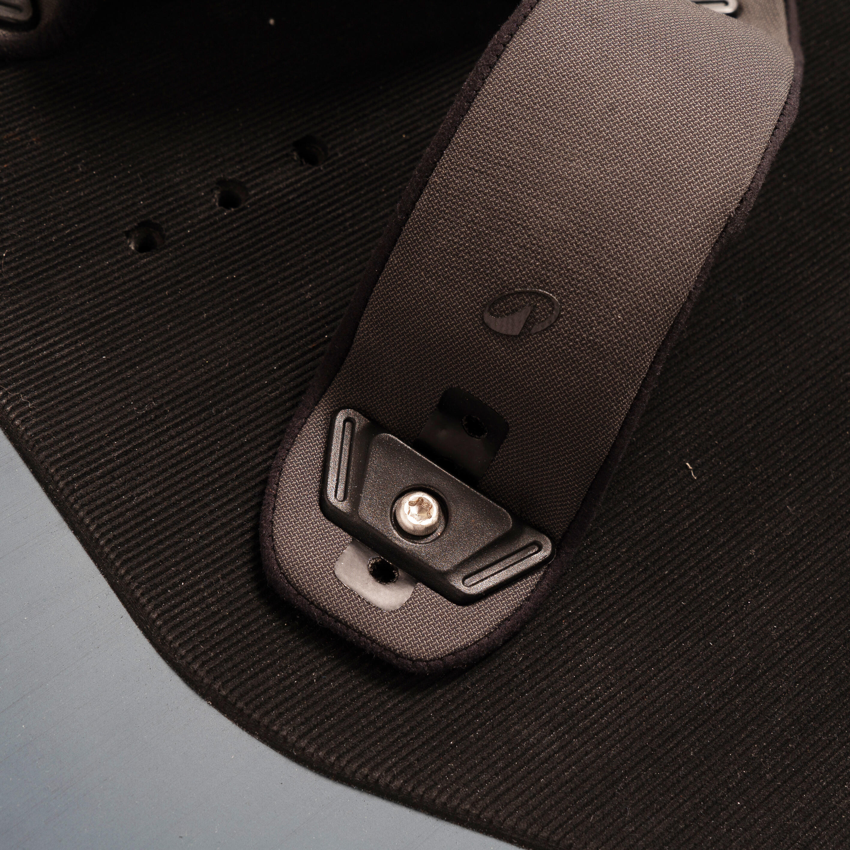 V Foot strap Wing foil/Surf kite | Decathlon