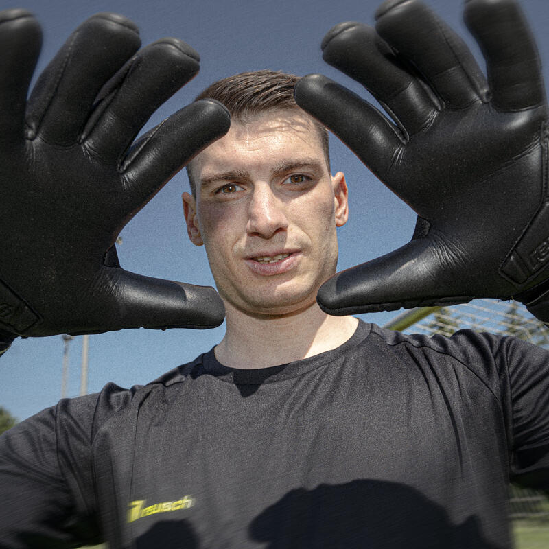 Fotbalové brankářské rukavice Attrakt Freegel Infinity 2 pro dospělé ...