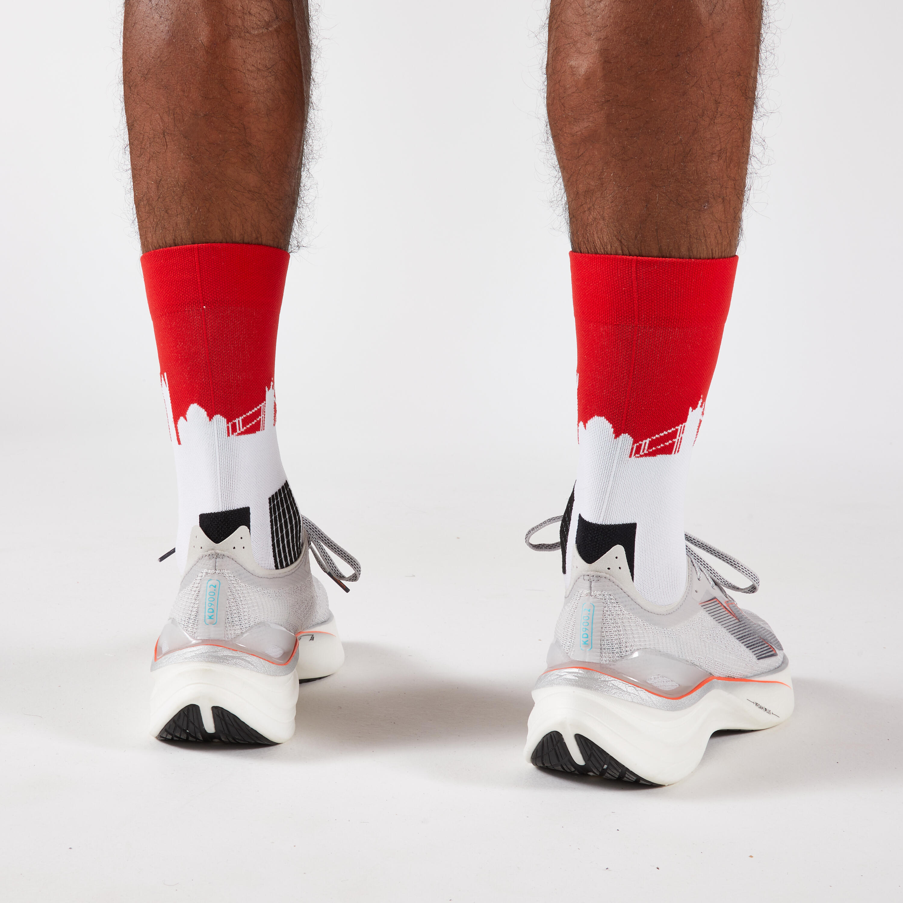 KIPRUN Run900 Mid-Calf Thick Running Socks - White/Red London Skyline ...