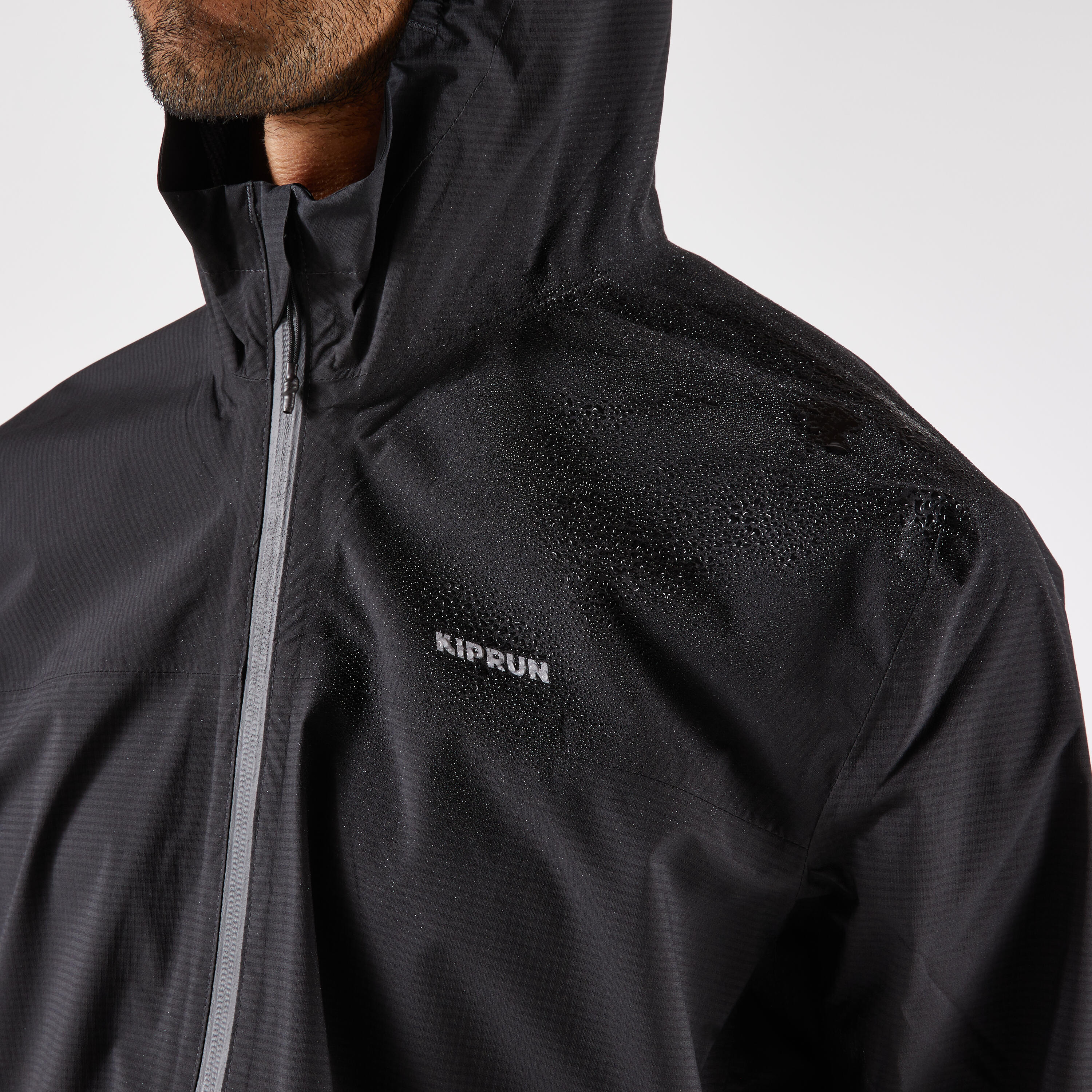 Men's waterproof trail running jacket, KIPRUN Run 500 - Black | Kiprun