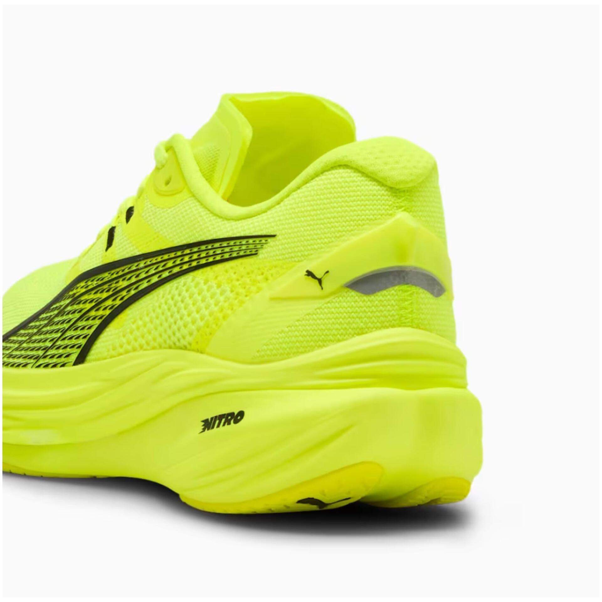 Sepatu Lari Pria PUMA Deviate Nitro 3