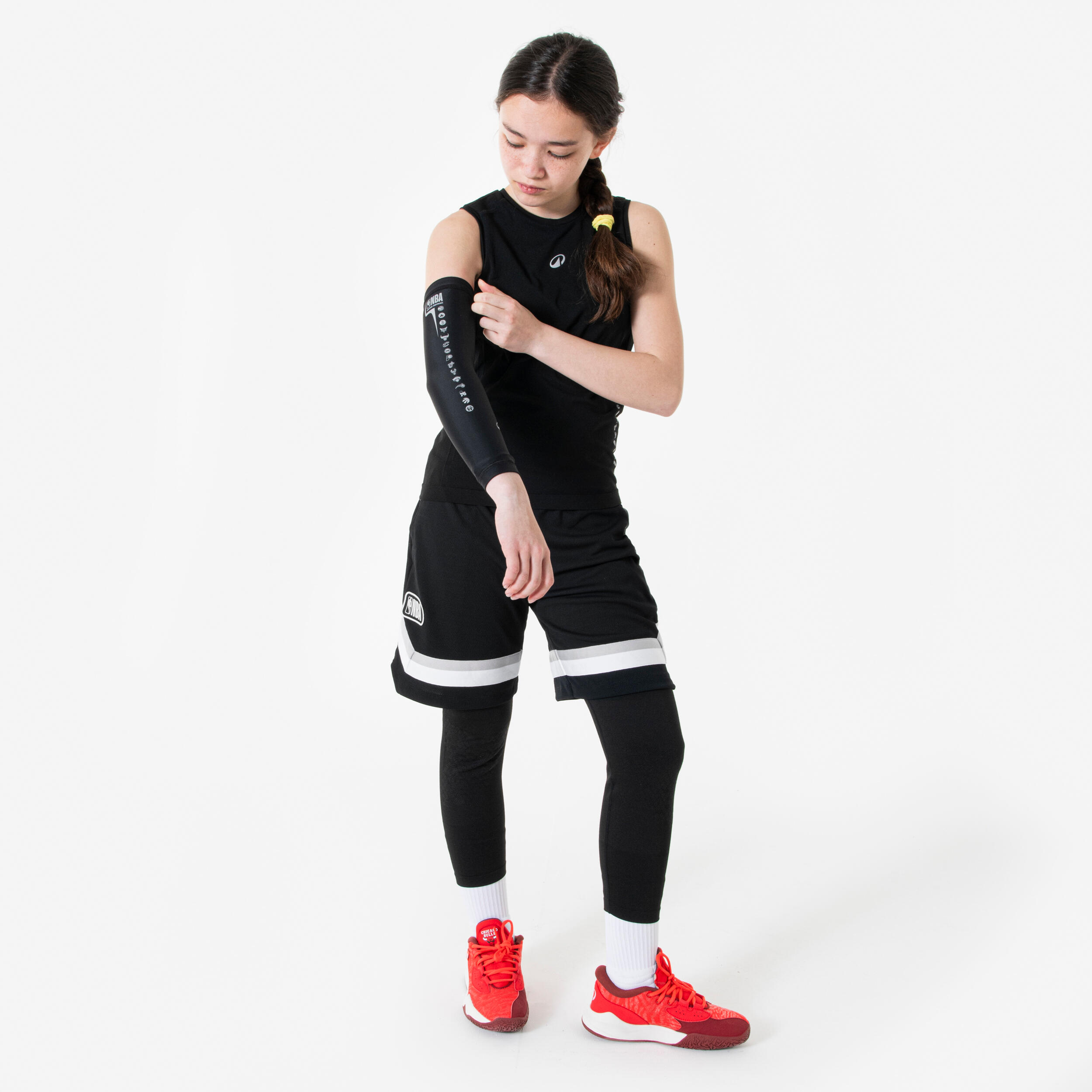 NBA basketball sleeve black, junior - Black TARMAK | Decathlon