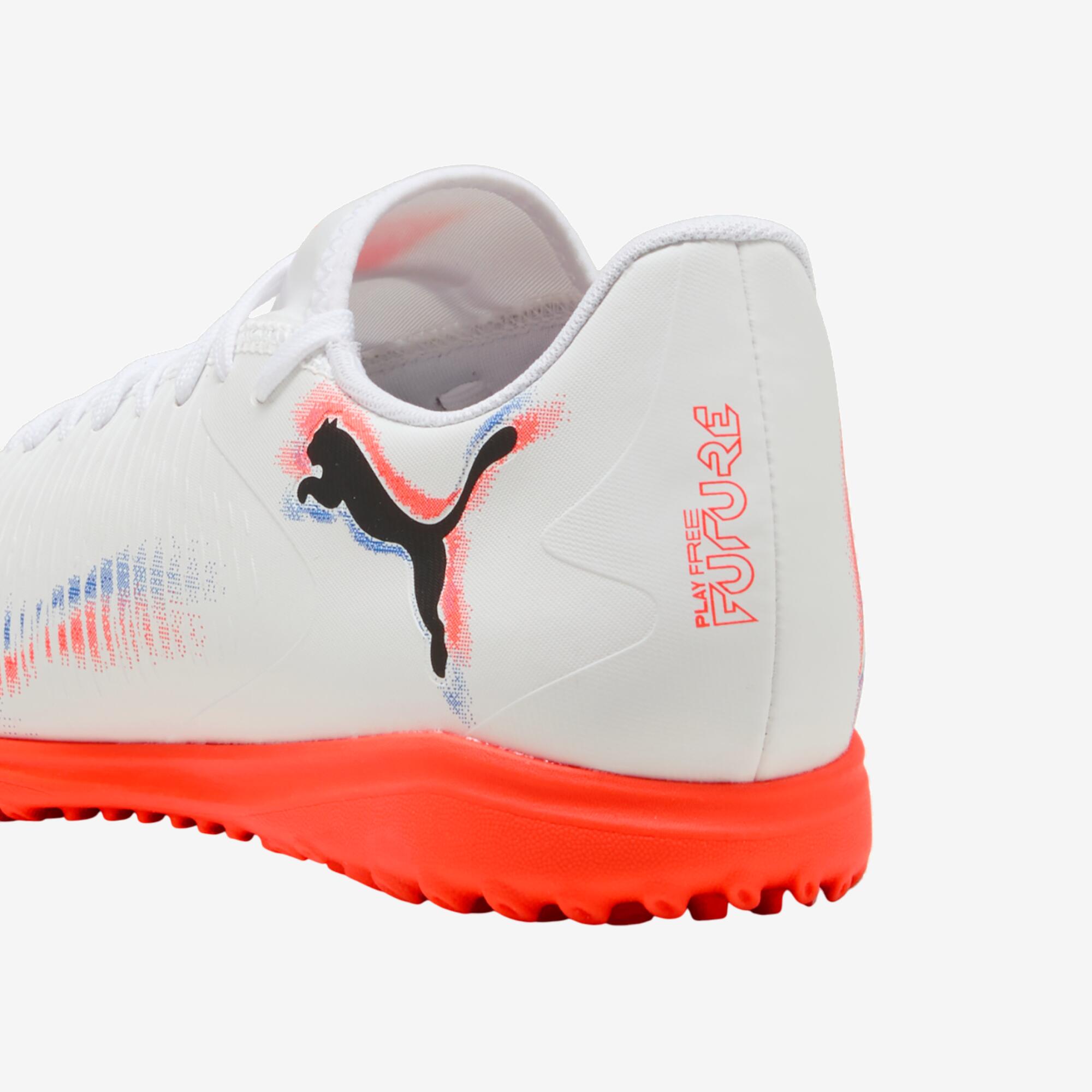 Botas de fútbol multitacos FUTURE 8 Play Turf Adulto Blanco PUMA ...