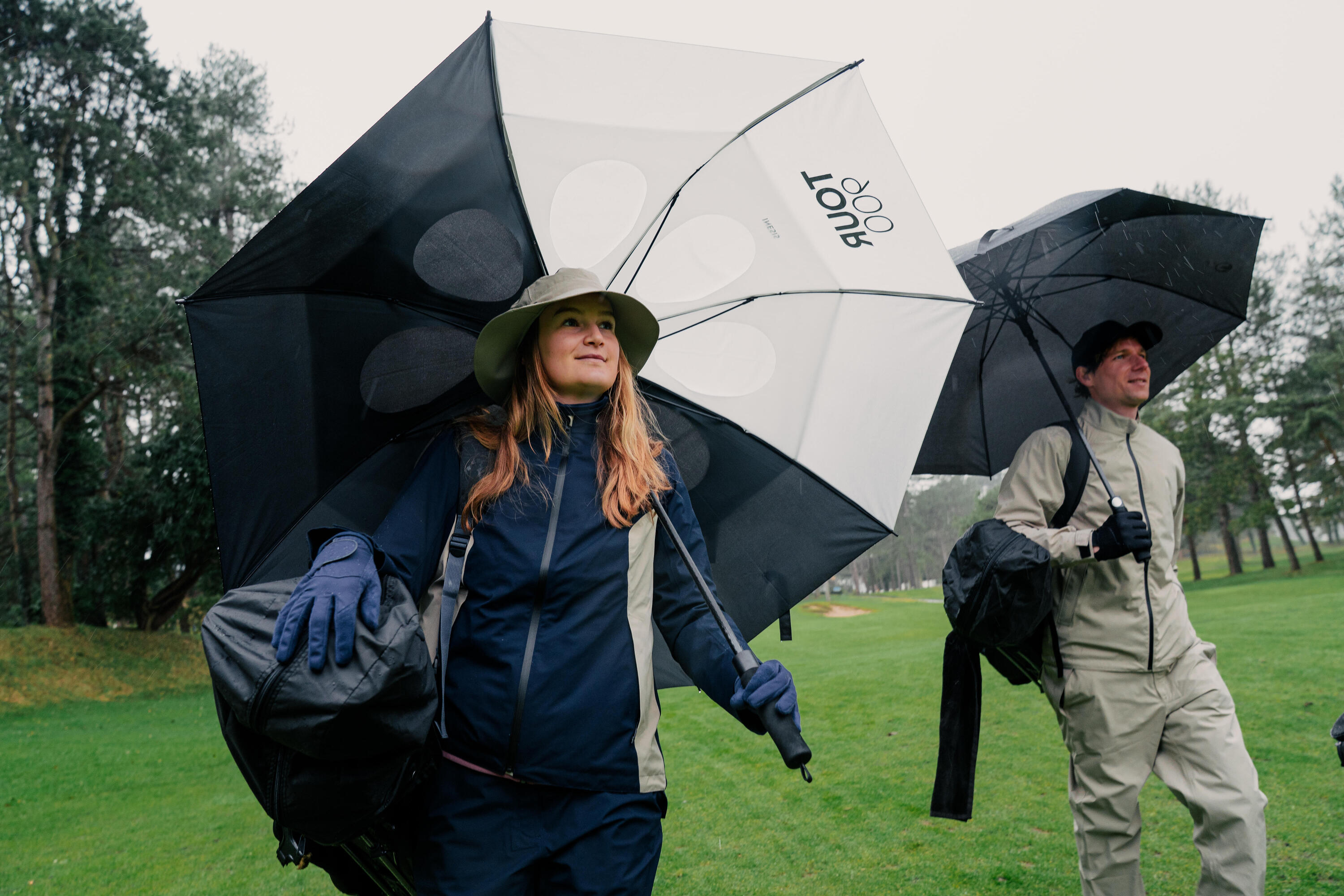 Golf umbrella Large 170 cm anti-UV, Tour 900 white and black INESIS ...