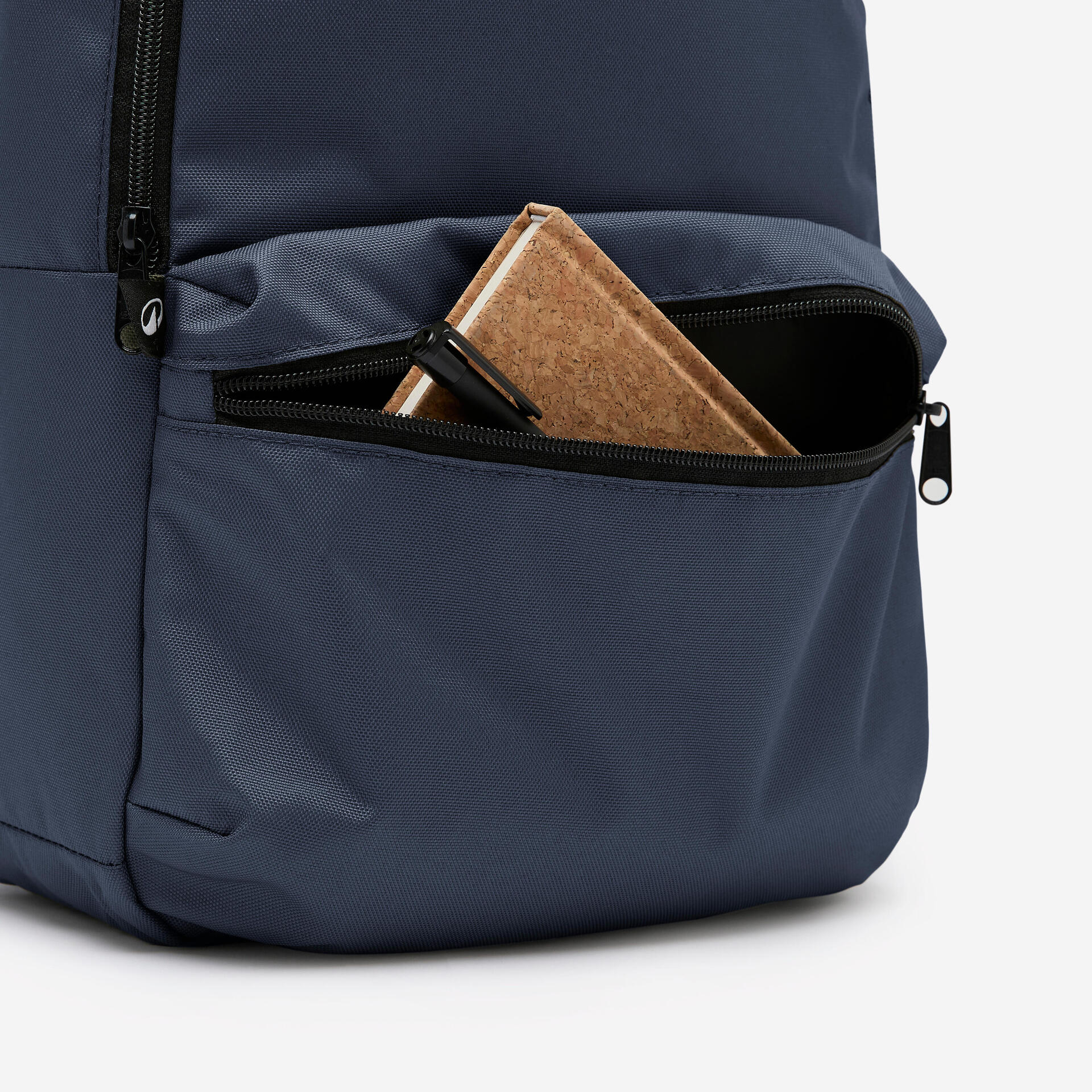 15L commuting backpack 4 pockets