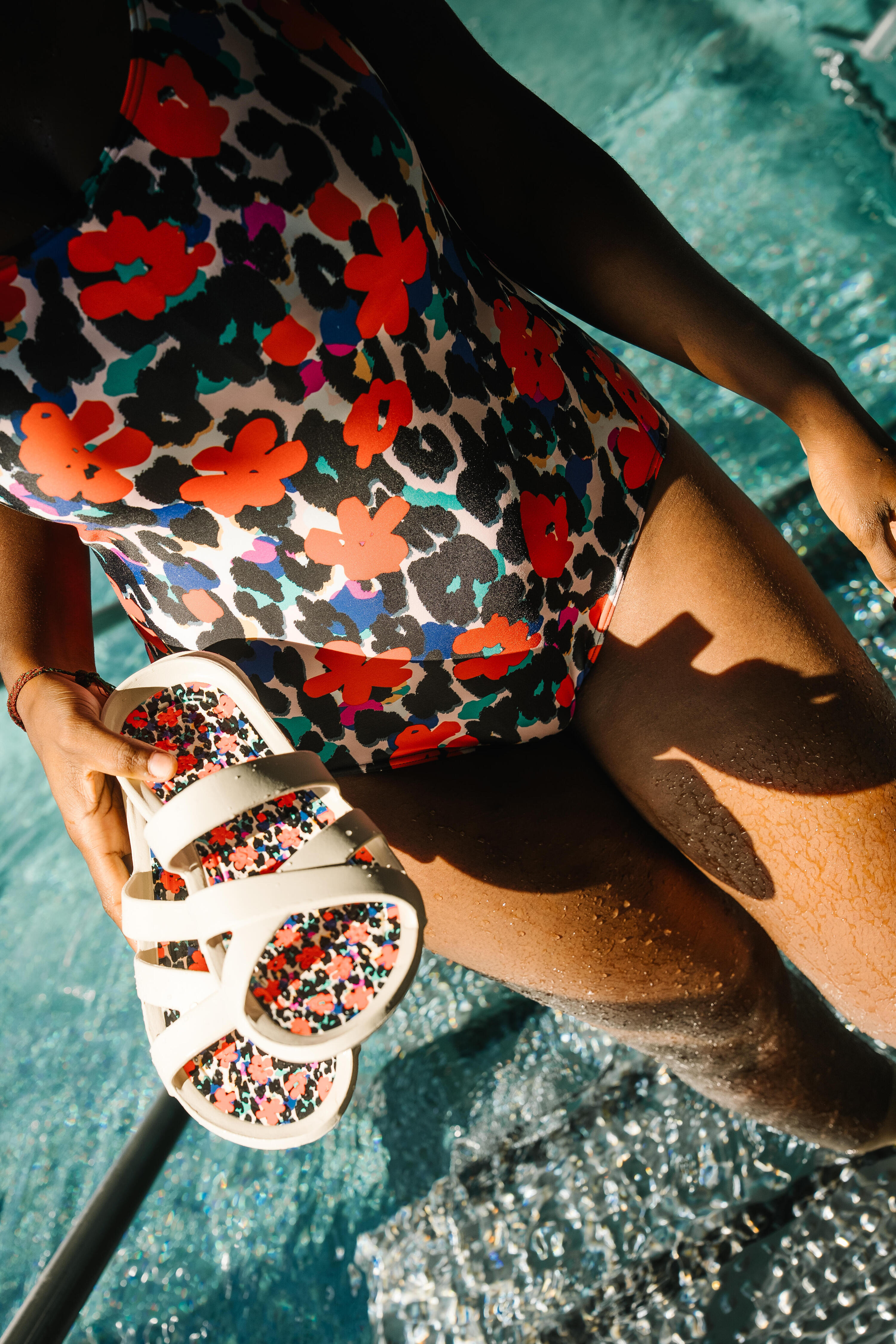 Chanclas Piscina Slap 500 Mujer Beis Graou | Decathlon
