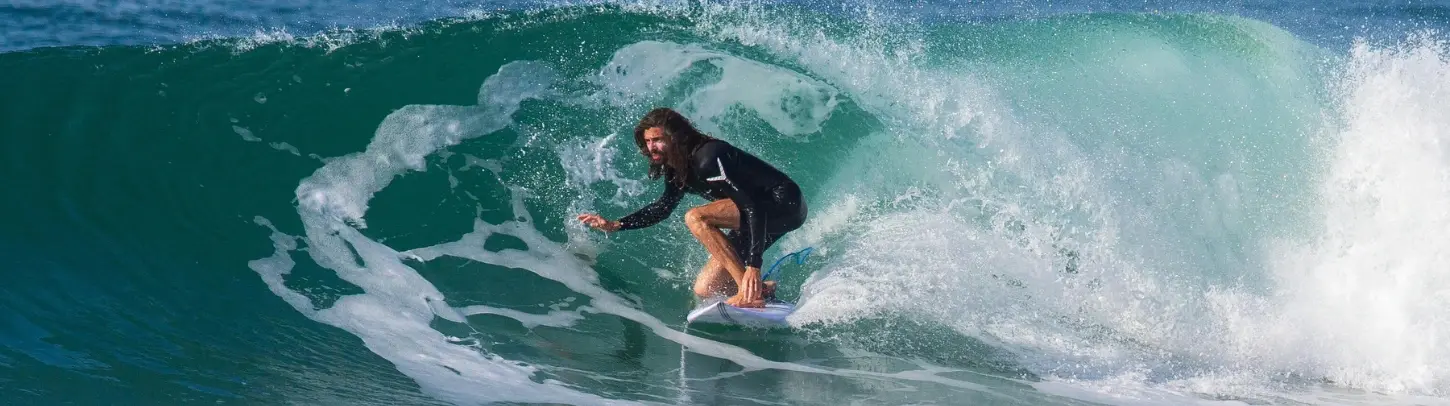 Goofy ou Regular ? Quel est votre pied avant en surf