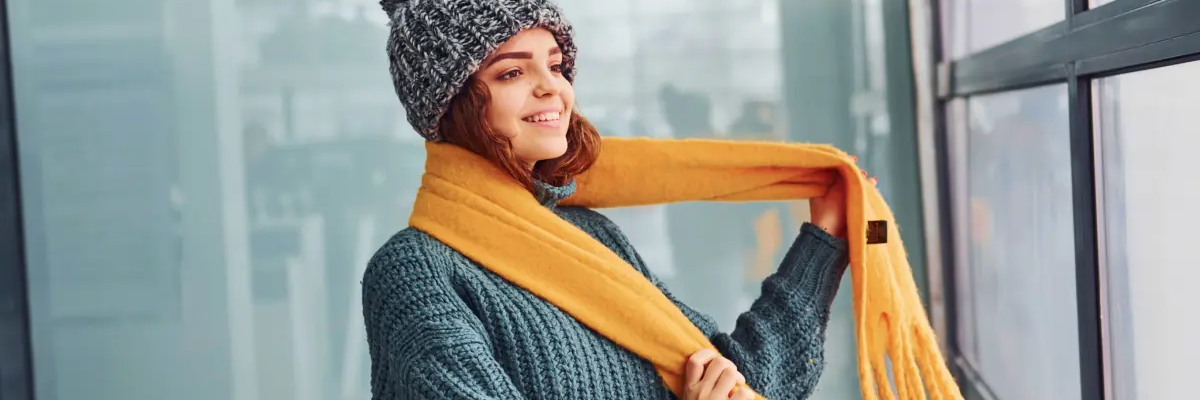 Jak wiązać szalik męski i damski? Sprawdź modne stylizacje!