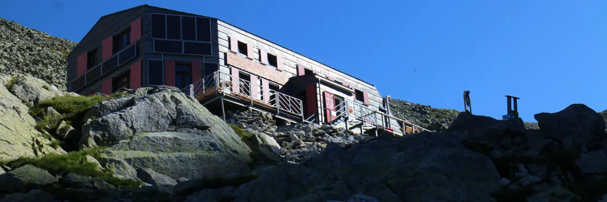 Chata pod Rysami – najwyżej położone schronisko w Tatrach