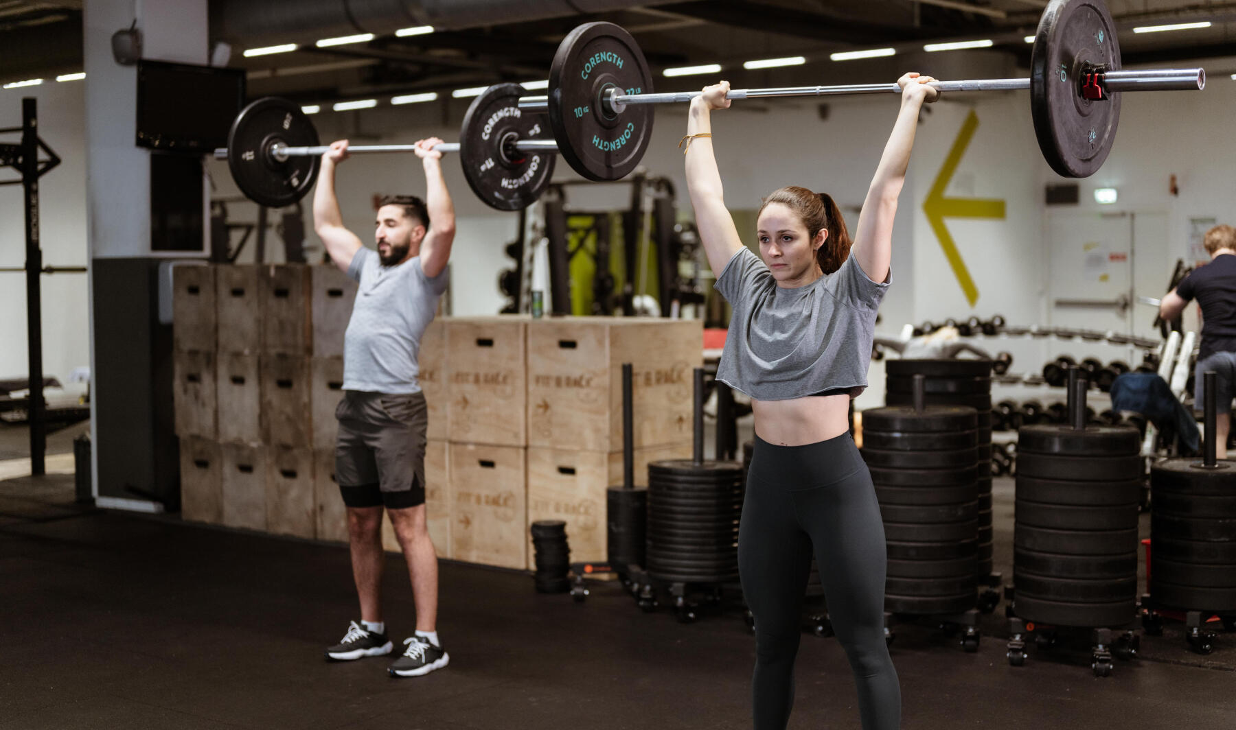 Ados La Salle De Sport En Exutoire Musclé